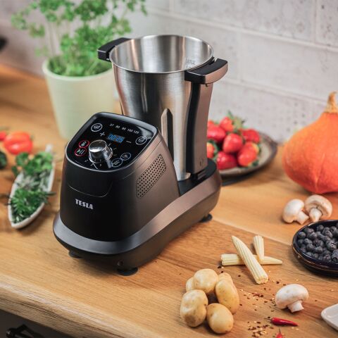 TESLA ThermoCook TMX3000 - multifunkční kuchyňský varný robot, zánovní ...